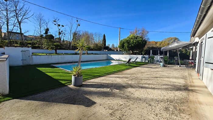Maison à vendre - Les Issards - 5 pièces - 4 chambres