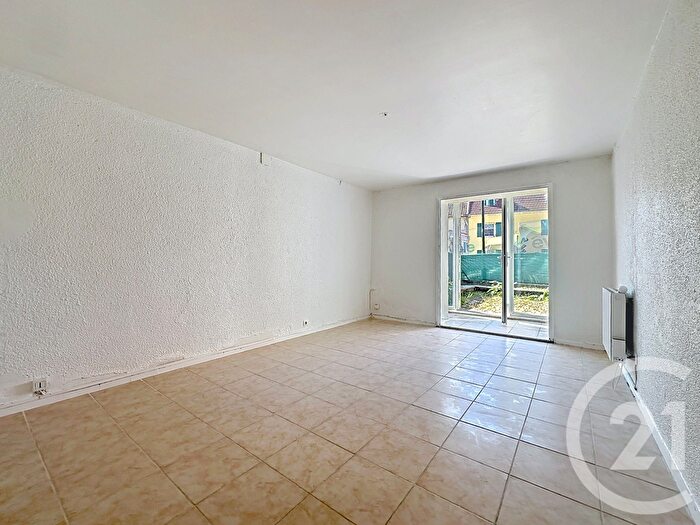 Appartement 2 pièces à louer à Dampierre-les-Bois