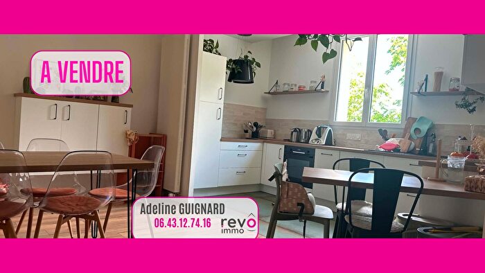 Sainte-Christine : Maison 4 pièces à vendre