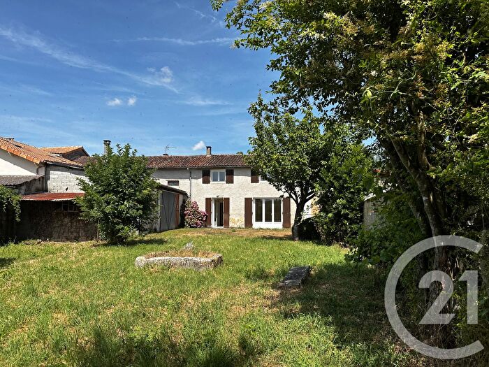 Maison à vendre - Paizay-Naudouin-Embourie - 4 pièces - 2 chambres