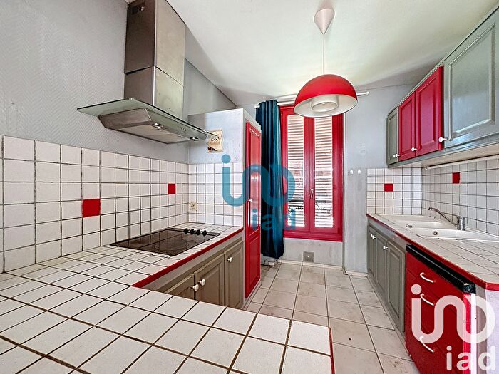 Appartement à vendre - Corbeil-Essonnes, Centre-ville - 3 pièces - 2 chambres