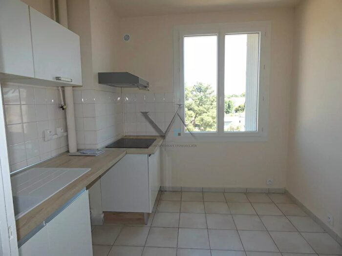 Montélimar, Cabiac, Montlouis, Margerie, Chapellerie : Appartement 2 pièces à louer