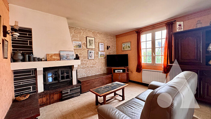 Maison à vendre - Crépy-en-Valois, Malraux - 8 pièces - 6 chambres