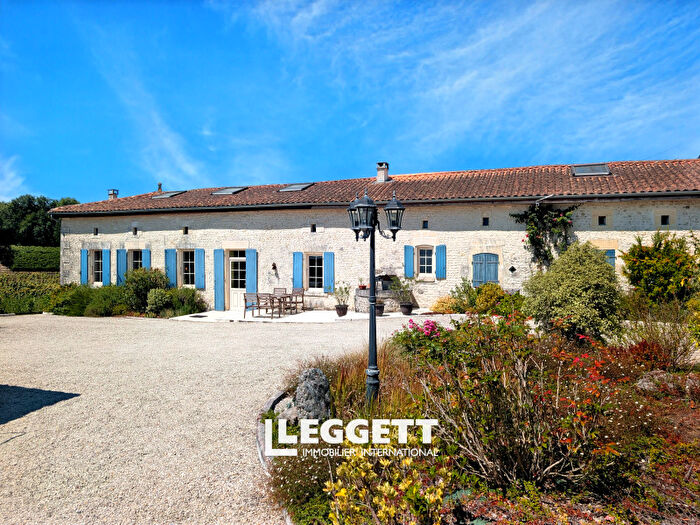 Maison à vendre - Saint-Germain-de-Vibrac - 7 pièces - 4 chambres