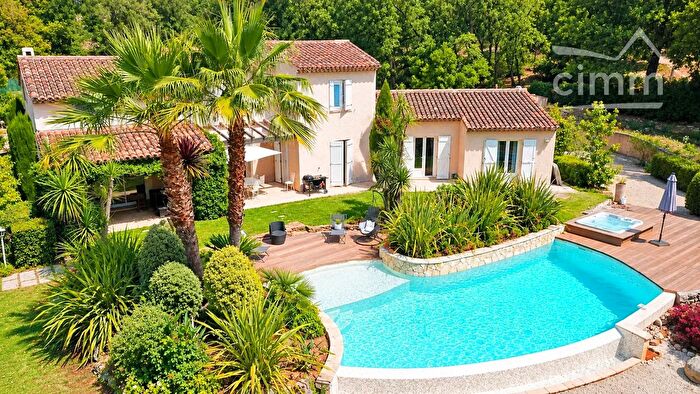 Draguignan, Cante Perdrix, Le Peyrard, La Calade : Maison 9 pièces à vendre