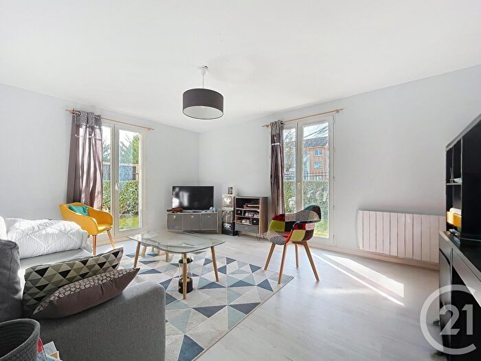 Appartement à vendre - Lieusaint - 2 pièces - 1 chambre