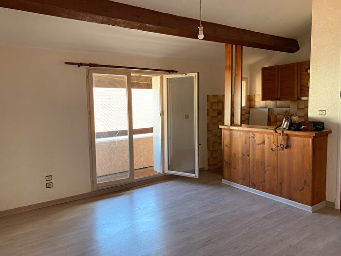 Appartement à louer - Castelnaudary - 2 pièces - 1 chambre