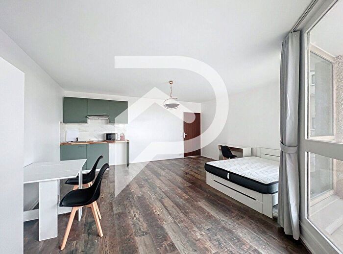 Appartement à louer - Créteil - 5 pièces - 1 chambre