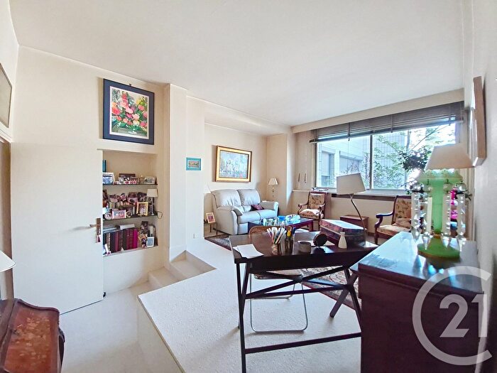 Appartement 2 pièces à Levallois-Perret, Front de Paris, à vendre