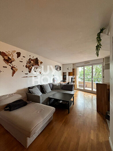 Appartement à louer - Rosny-sous-Bois, Centre-ville - 3 pièces - 2 chambres