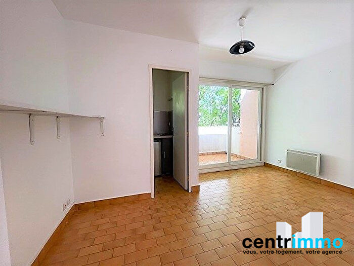 Maisons à vendre et appartements à louer - 1