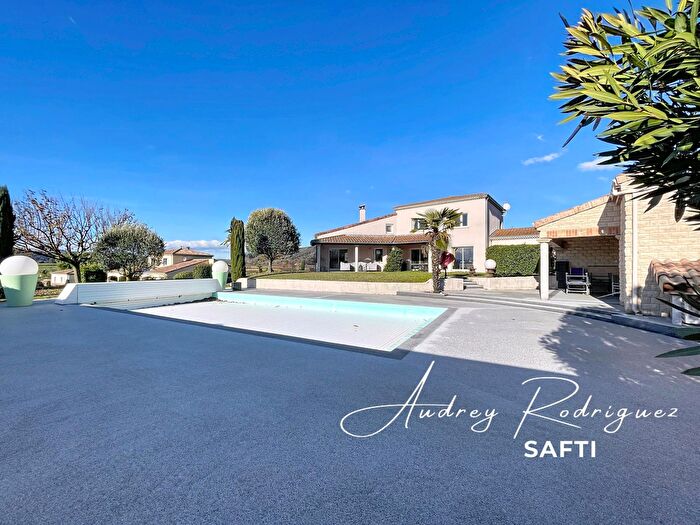 Maison à vendre - Larnage - 8 pièces - 5 chambres