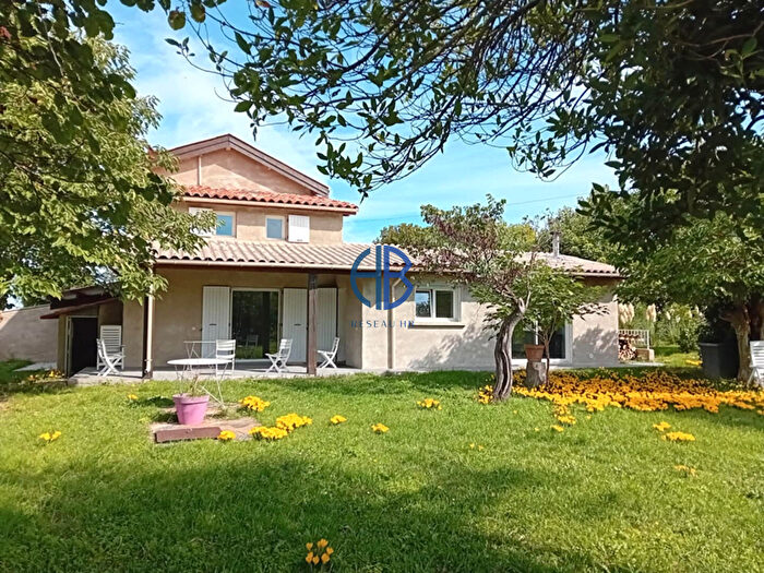 Maison à vendre - Chabeuil - 6 pièces - 3 chambres