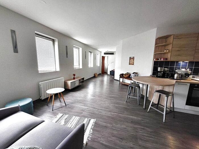 Appartement à louer - La Roche-sur-Yon - 3 pièces - 2 chambres