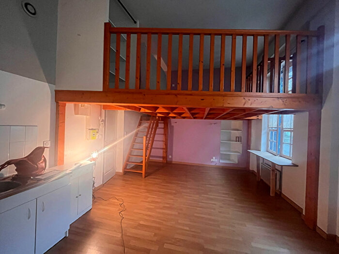 Appartement à louer - Châteaugiron - 1 pièce - 1 chambre
