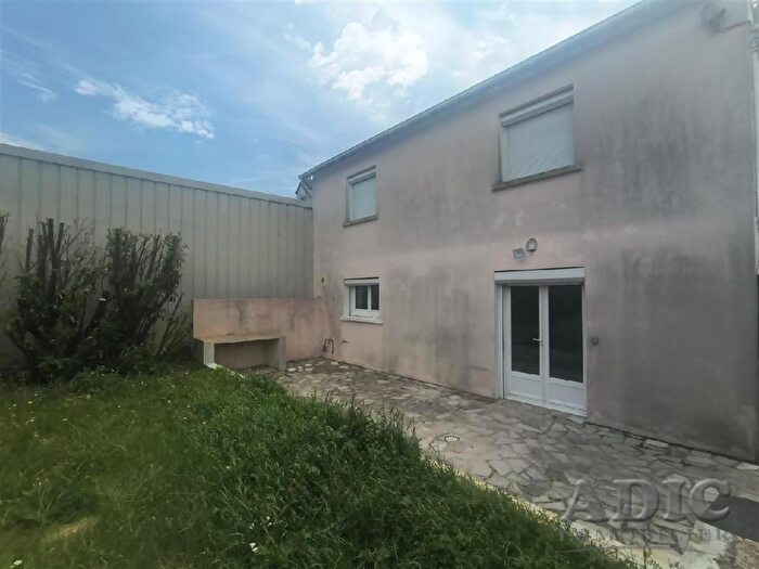 Maison 5 pièces à louer - Villeneuve-sous-Dammartin