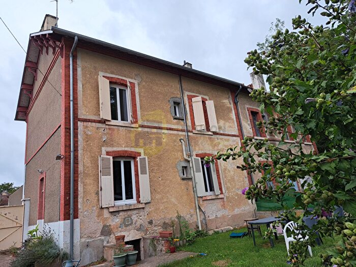 Foëcy : Maison 7 pièces à vendre