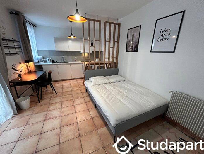 Maison à louer - Mouton Duvernet, Paris ème arrondissement - 1 pièce