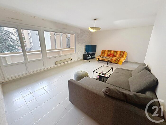 Appartement à vendre - Villeurbanne, Tonkin Sud - 4 pièces - 2 chambres