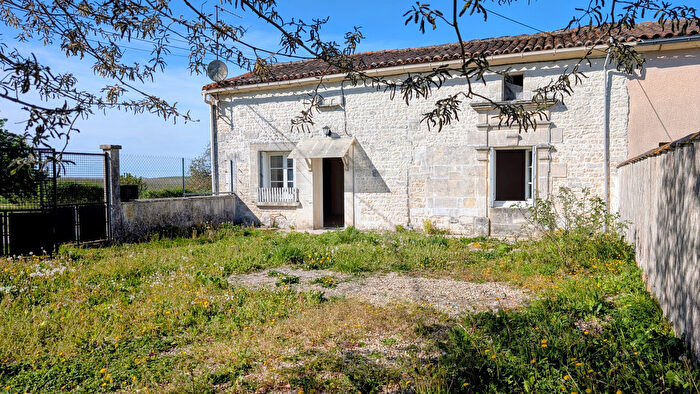 Maison 3 pièces à vendre à Segonzac