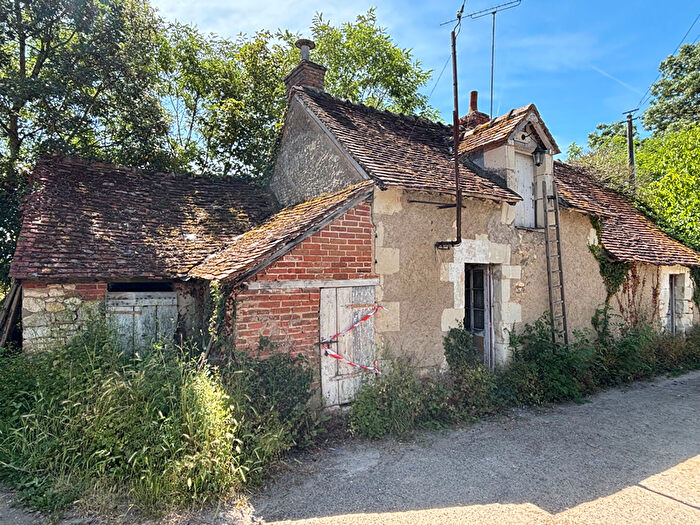 Maison 2 pièces à Tournon-Saint-Pierre, à vendre