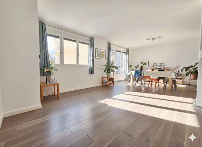 Appartement à louer - Centre Ancien, Vanves - 4 pièces - 3 chambres