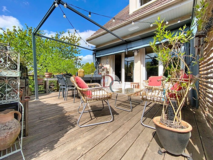 Maison à vendre - Gouvieux - 7 pièces - 4 chambres