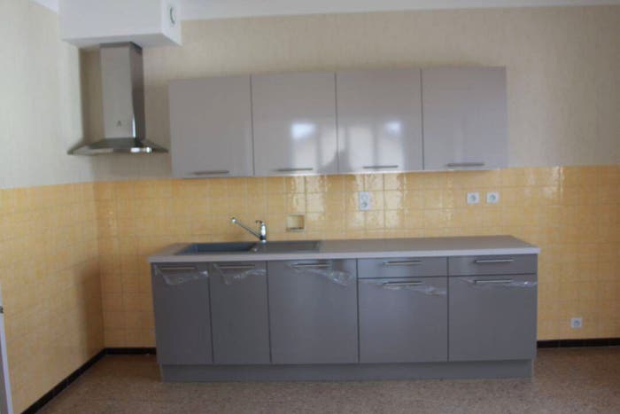 Dr Ayme, Cavaillon - Appartement 3 pièces à louer