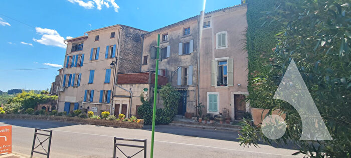 Appartement 4 pièces à Villecroze, à vendre