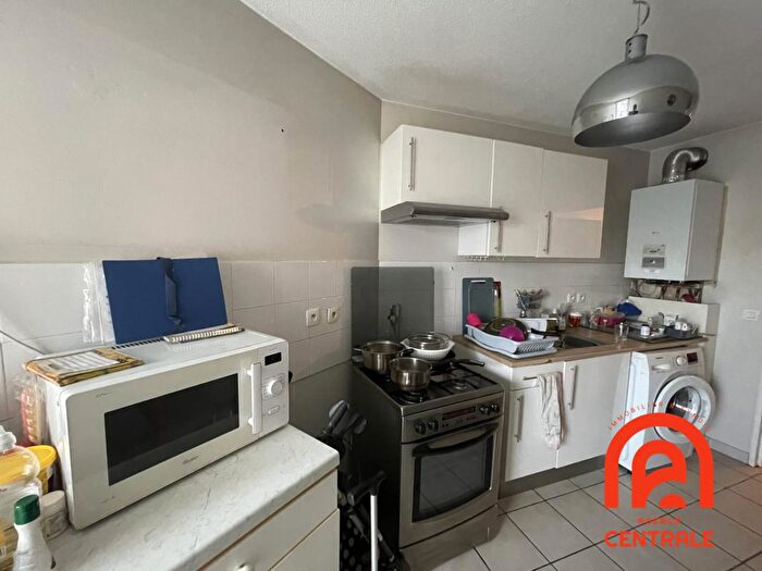 Appartement 3 pièces à Villeurbanne, Charmettes, à louer