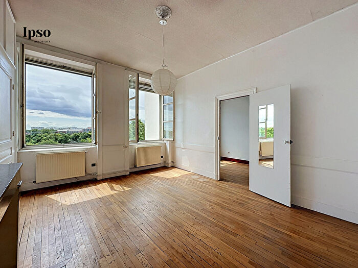 Appartement 3 pièces à Caluire-et-Cuire, Saint-Clair, à vendre