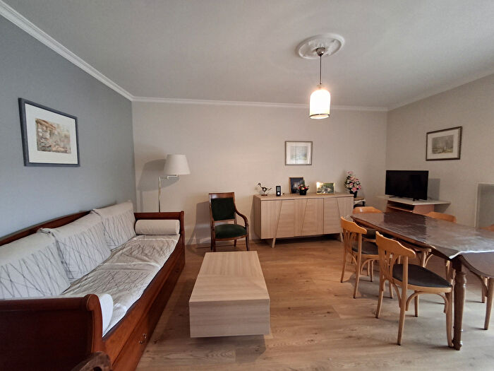 Appartement à vendre - Châtel-Guyon - 2 pièces - 1 chambre