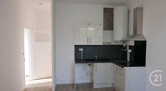 Saint-Léger-du-Bourg-Denis - Appartement 2 pièces à louer
