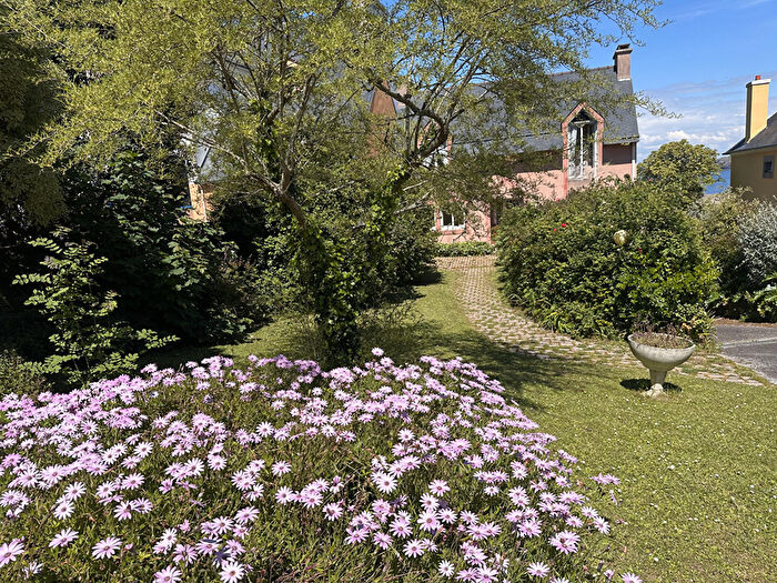Maison 6 pièces à Camaret-sur-Mer, à vendre