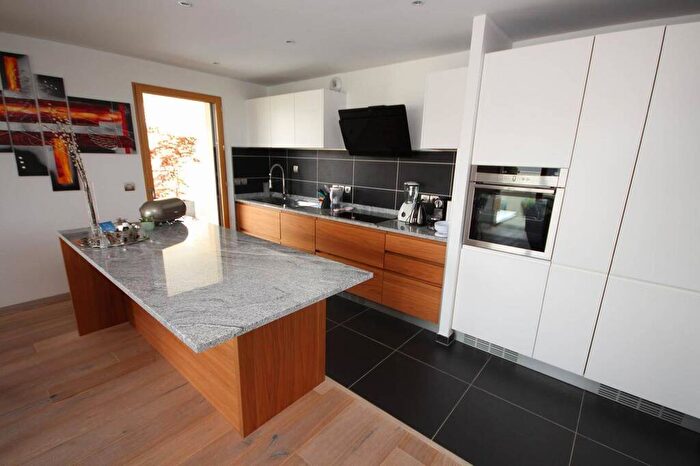 Appartement 4 pièces à vendre à Divonne-les-Bains