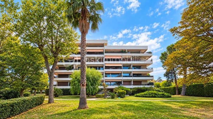 Appartement 4 pièces à vendre à Villeneuve-Loubet, Plage