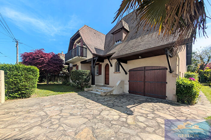 Maison à vendre - Pau, Pau Nord - 7 pièces - 6 chambres