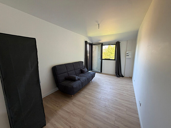Appartement 1 pièce à Angers, Roseraie, à louer