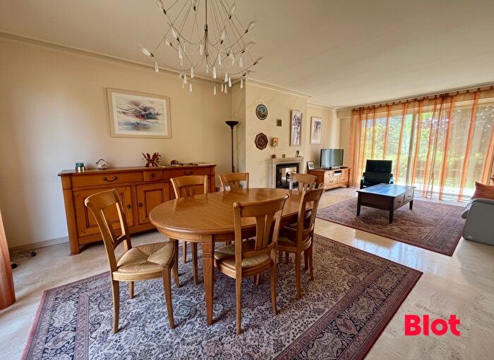 Maison 7 pièces à Chartres-de-Bretagne, à vendre