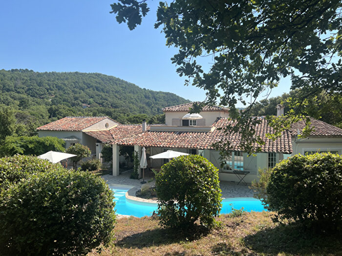 Maison à vendre - La Garde-Freinet - 7 pièces - 5 chambres