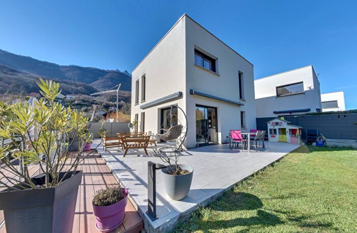 Maison à vendre - Le Touvet - 4 pièces - 3 chambres