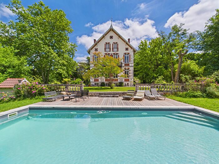 Maison à vendre - Tournon-dAgenais - 10 pièces - 6 chambres