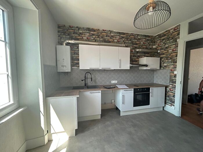 Annonay, Centre-ville : Appartement 3 pièces à louer