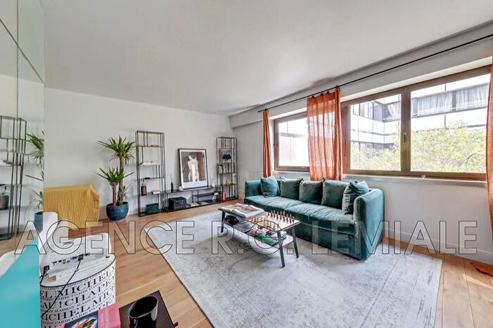 Appartement à vendre - Paris e , Saint-Philippe du Roule - 2 pièces - 1 chambre