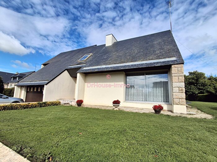 Maison à vendre - Saint-Hilaire-du-Harcouët - 4 pièces - 2 chambres