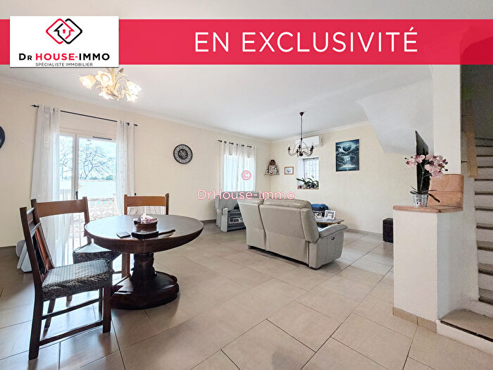 Salon-de-Provence, Touret, Route dEyguières - Maison 5 pièces à vendre