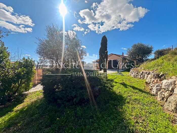 Maison à vendre - Uzès - 5 pièces - 3 chambres