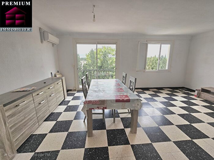 Appartement à vendre - Saint-Estève - 4 pièces - 3 chambres