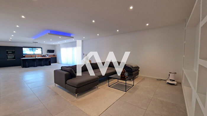 Maison à vendre - Dampierre - 6 pièces - 4 chambres