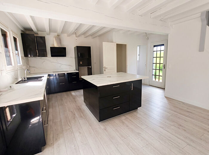 Saint-Aubin-lès-Elbeuf : Maison 5 pièces à vendre